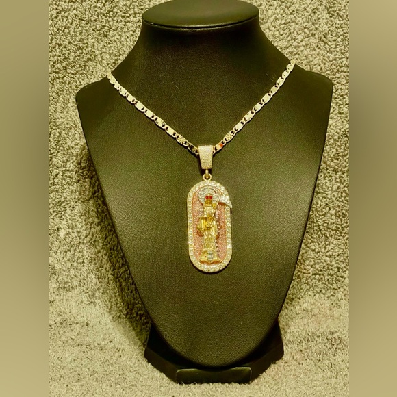 Laminated Gold | Jewelry | New Laminated Gold Chain 24 Long With Santa ...